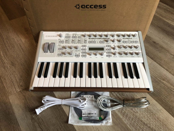 Access Virus TI2 Polar Digital Synthesizer (B-Stock) | Captain Black's